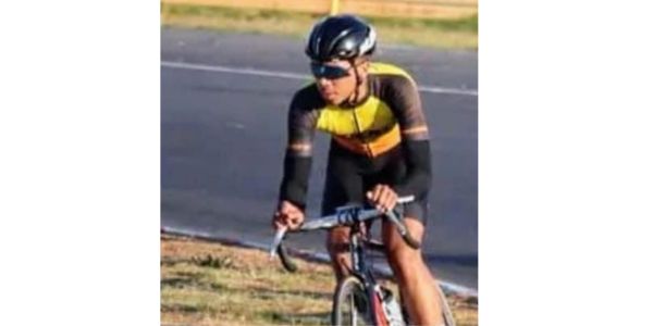 Jong fietsryer sterf toe hy motordeur tref - Nuusflits