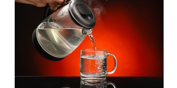 Kook water, word gewaarsku nadat baba sterf - Nuusflits